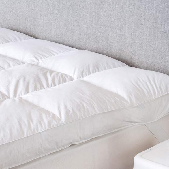 Made in France duvets, pillows & other bedding products | Pyrenex